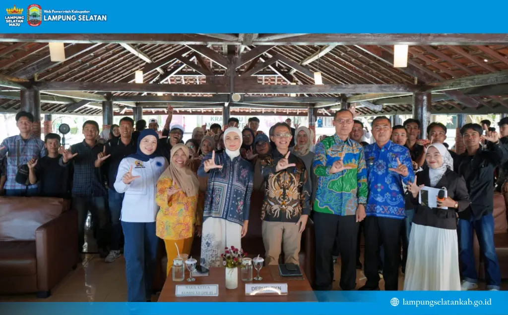 Putri Zulkifli Hasan Ajak Generasi Muda Lampung Selatan Kawal ...